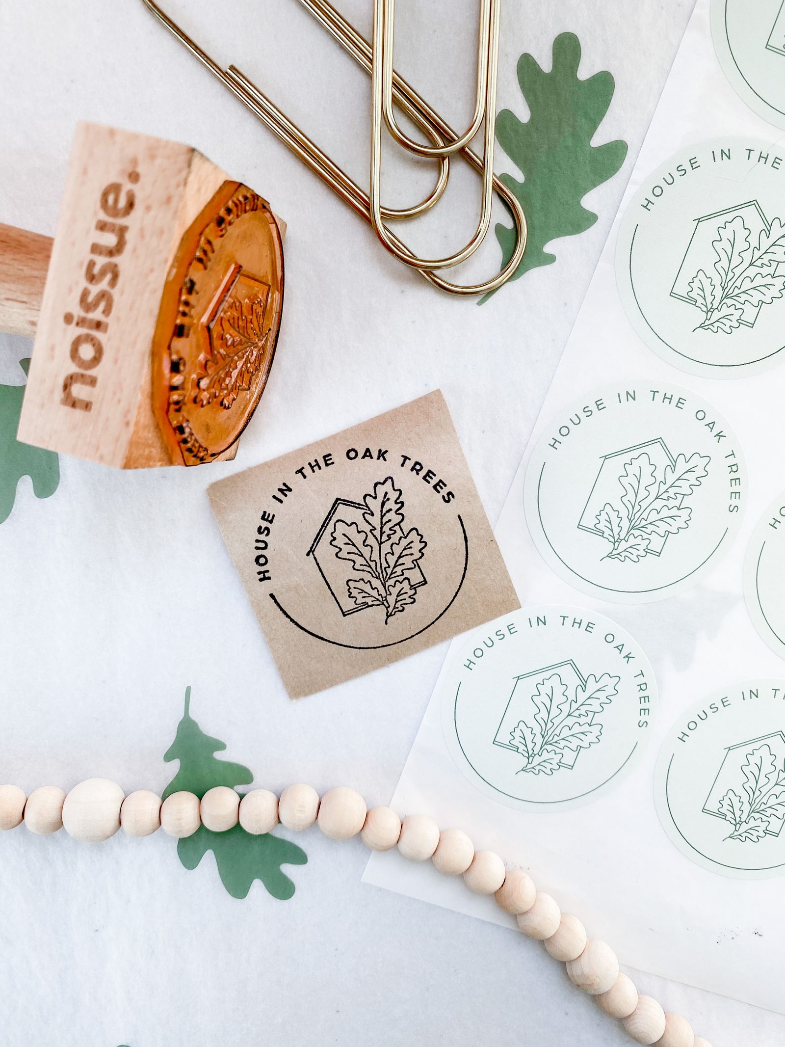 House in the Oak Tree: Signs You Wooden Want to Miss