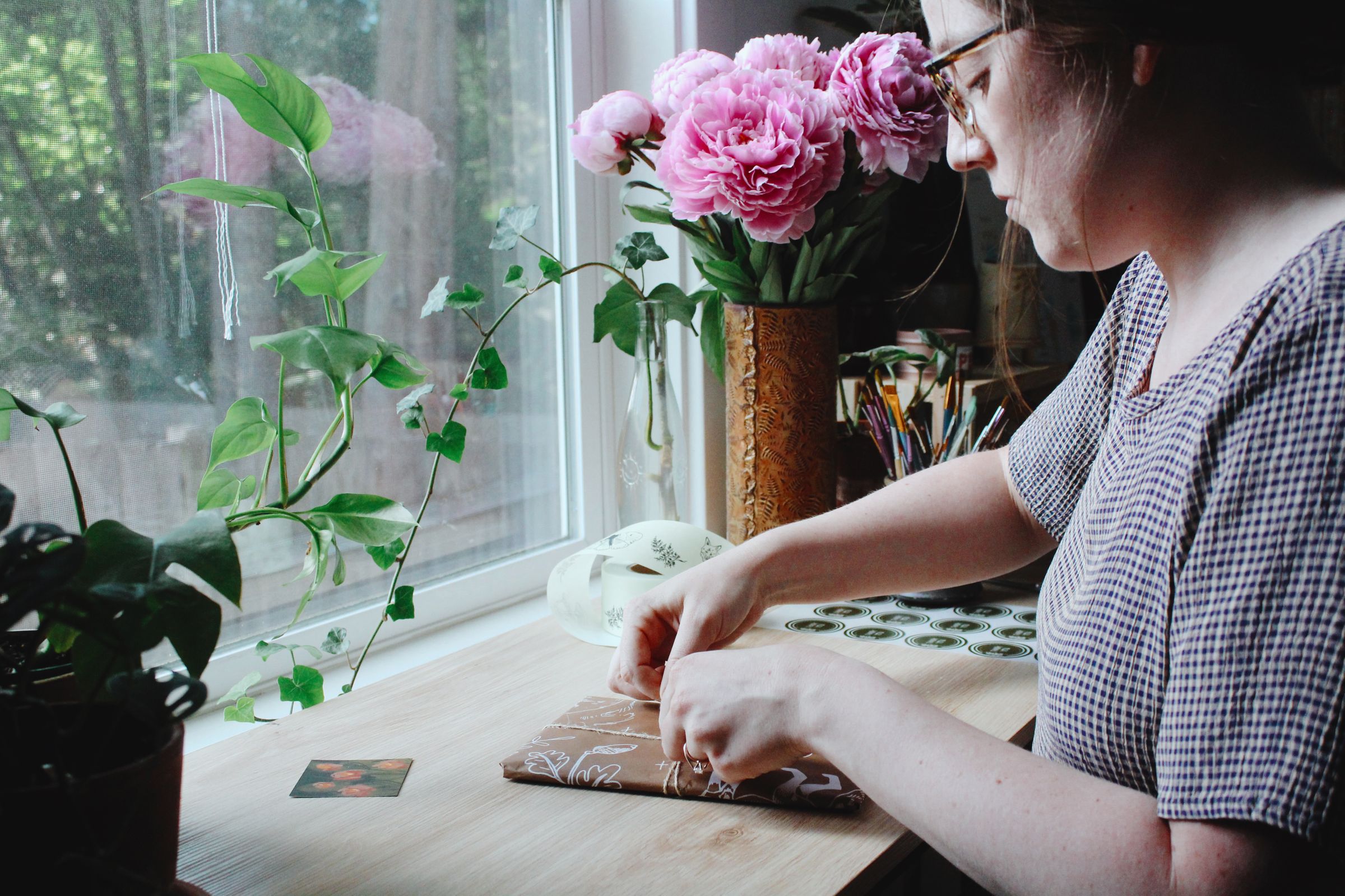 Randi Reed: Bringing a Little Magic to Paper